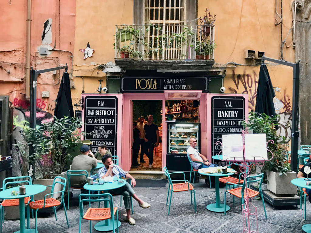 Chloe's Ultimate Travel Guide to 1 Day in Naples - The Roads Best Travelled