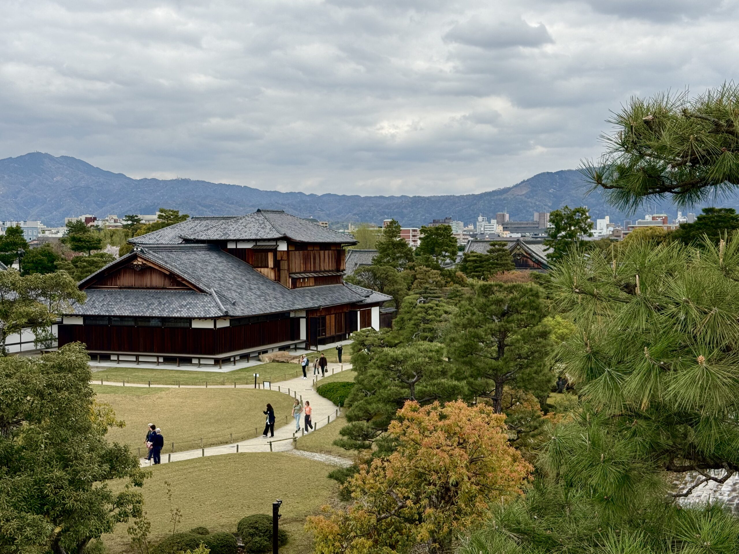 Chloe's Ultimate Travel Guide to Exploring Kyoto in 1 Day - The Roads ...