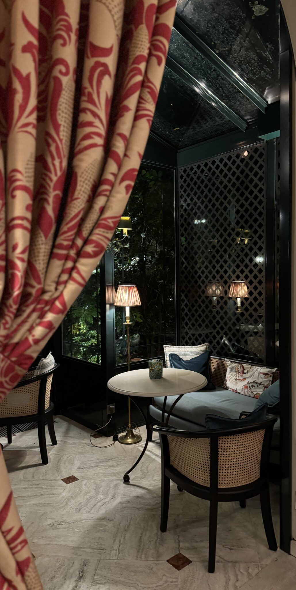 Your Perfect 5 Day Paris Travel Itinerary from the Louvre to Local ...